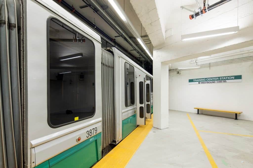 Silver Line Bus Rapid Transit, Massachusetts Bay Transportation ...