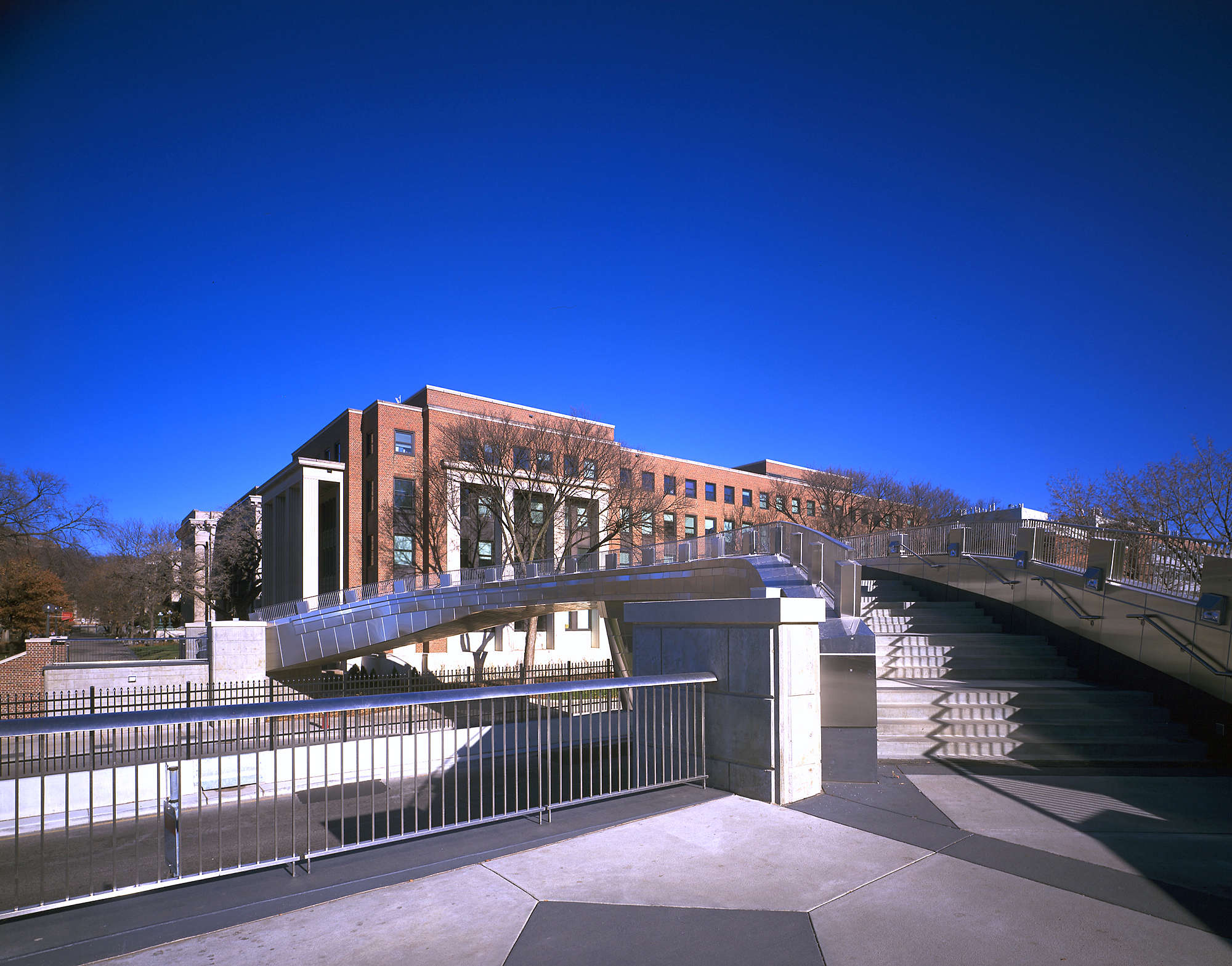 Washington Avenue Pedestrian Bridge - University of Minnesota